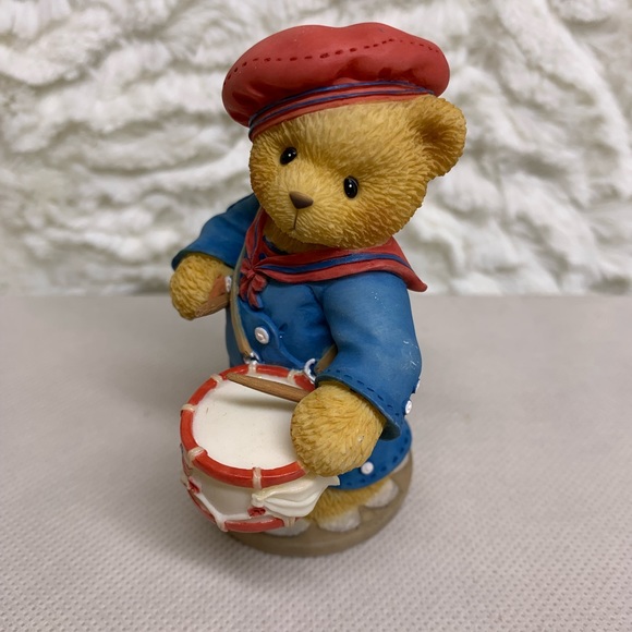 Cherished Teddies | Accents | Cherished Teddies 999 Membears Only ...